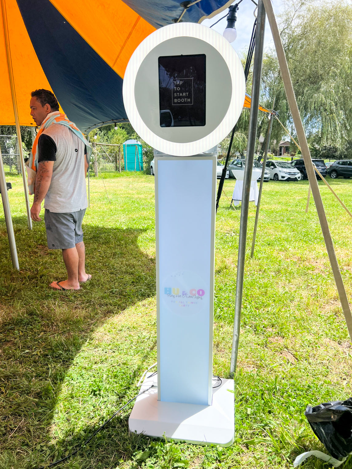 Selfie Station – HU&CO Party Hire